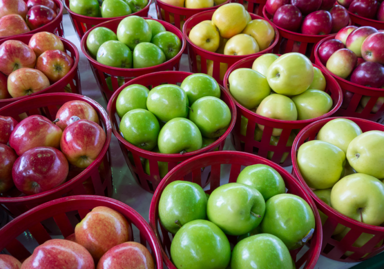The Poisonous Apple – A Chemical Cocktail | CulinaryLore