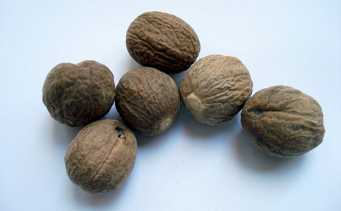 Does Nutmeg Make You High? | CulinaryLore
