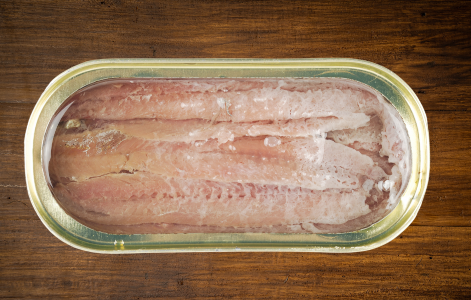 How Many Anchovies in a Can? | CulinaryLore